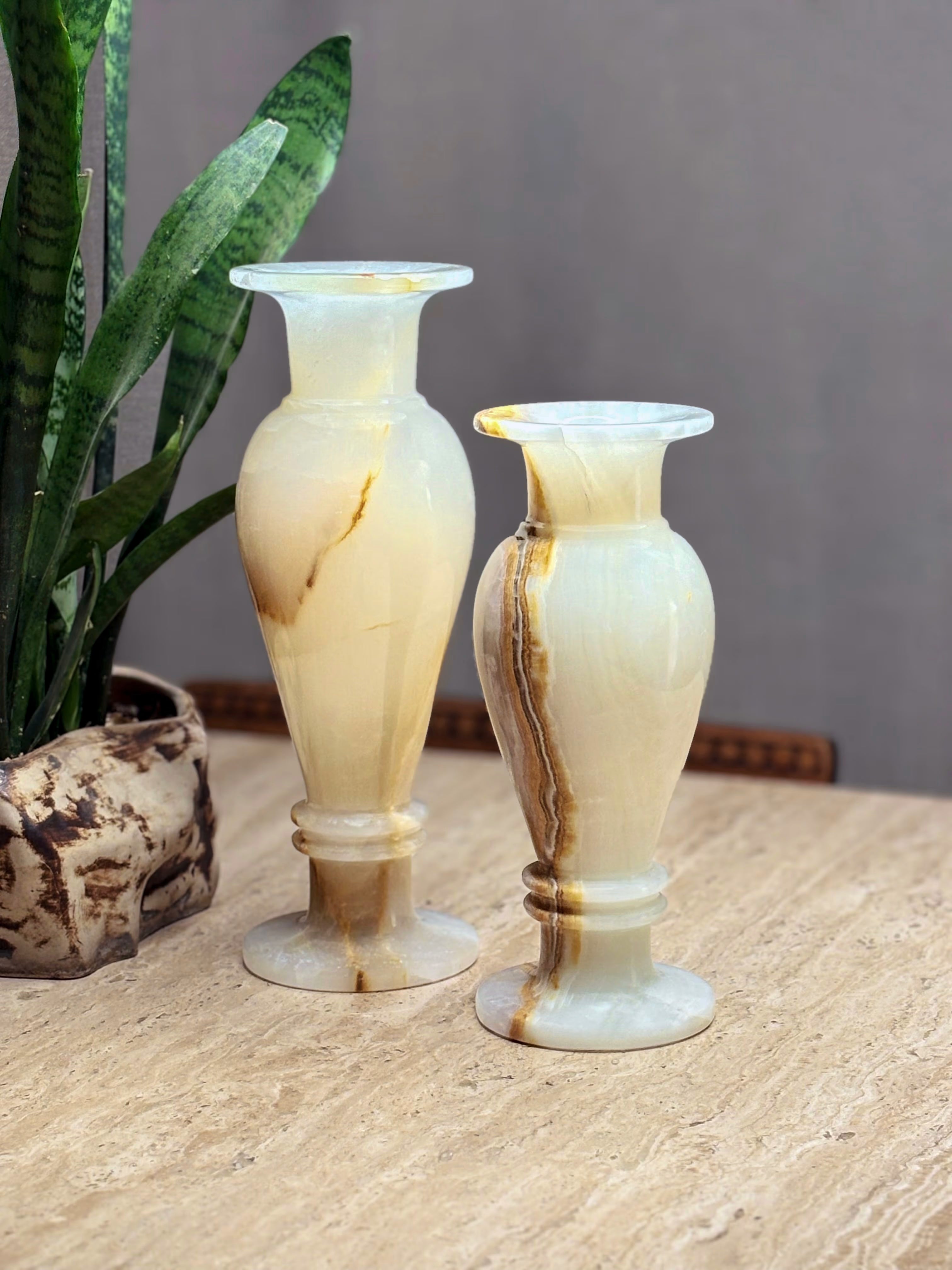Buy Onyx Flower Vase for Stunning Home Decor Accent – Tukri Store